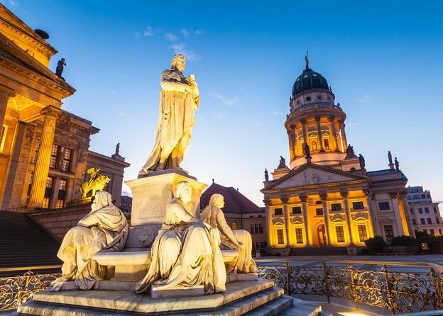 Gruseltour Berlin Haunted Ghost Walk 90-minute at Berlin Mitte city center - Introduction