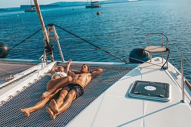 Half-Day Exclusive Catamaran Cruise in Santorini with Meal and Open Bar - An In-Depth Look at the Experience