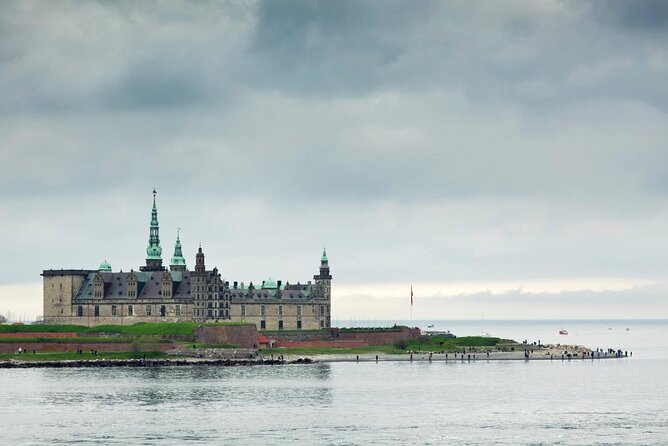 Hamlet and Sweden Tour - Two Countries in one day ! - Key Points