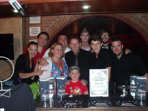 House of Illusion Magic Show with Drinks - Key Points