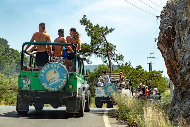 Jeep Safari Adventure around Green Canyon - Key Points