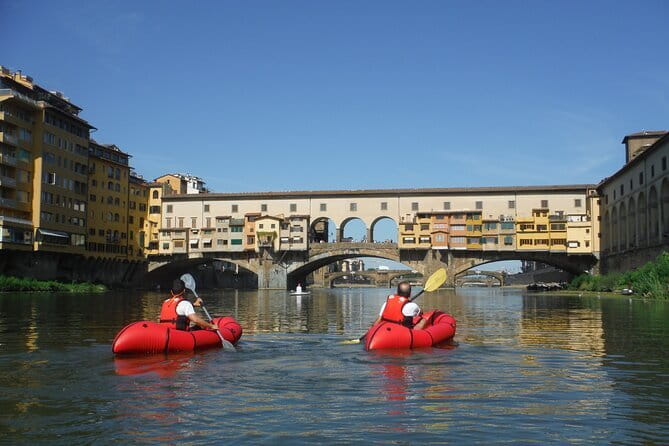 Kayak on the Arno river in Florence under the arches of the Old Bridge - Overview of the Florence River Kayaking Experience