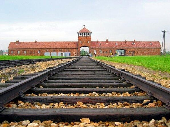 Krakow to Auschwitz Birkenau Guided Tour with Transfer and Ticket - Key Points