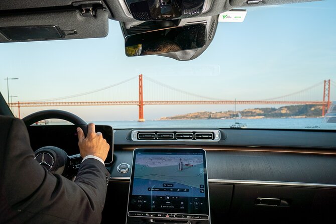 Lisbon Airport Private Transfer to Lisbon City Center - Why Choose This Transfer Service?