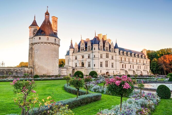 Loire Valley Day Tour Chambord and Chenonceau plus Lunch at a Private Castle - Key Points