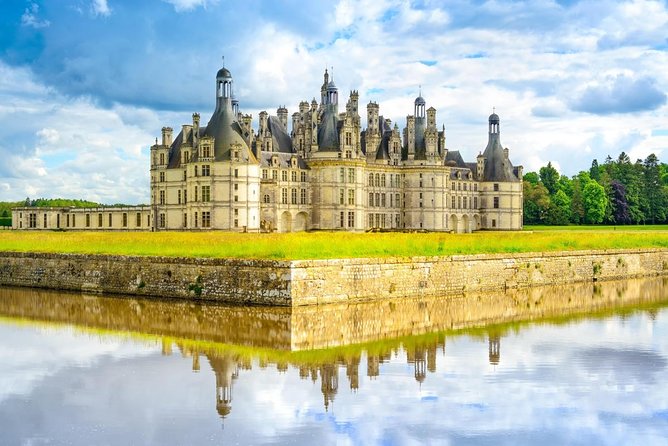 Loire Valley Wines and Castle Small Group Day Trip from Paris - A Close Look at the Loire Valley Wines and Castle Small Group Day Trip from Paris