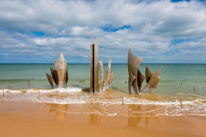 Omaha Beach D-Day Experience - Half day group tour from Bayeux - Key Points