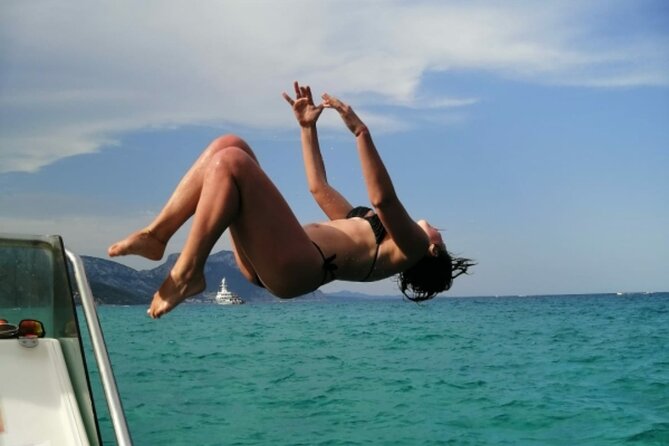 One day tour in rubber dinghy in the Gulf of Orosei with Skipper - Key Points