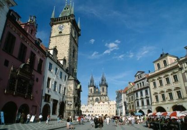 One Prague Tour: Old Town Road with local Food & Beer - Key Points