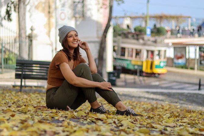 Photoshoot with a Local Professional Photographer in Lisbon - Key Points