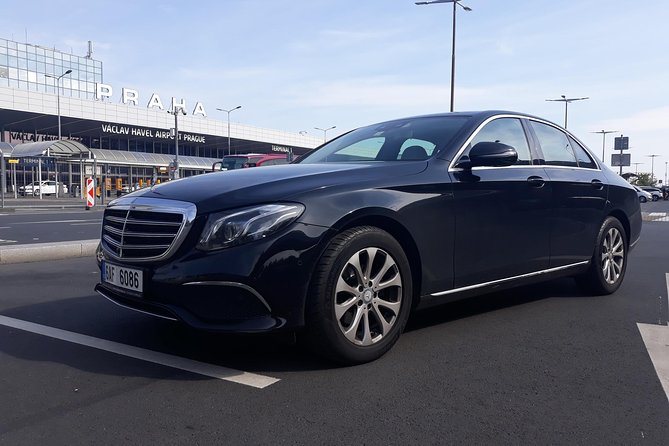 Prague Airport Private Departure Transfer - Key Points