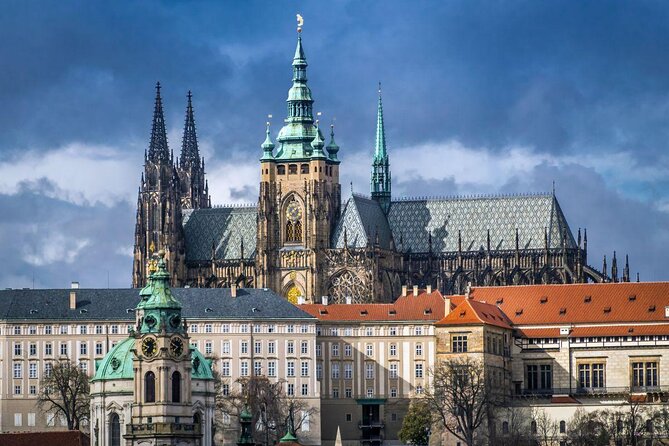 Prague Guided Walking Tour and Cruise with Authentic Czech Lunch - Key Points