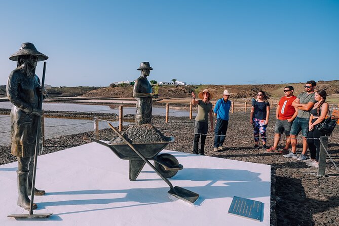 Private and Guided Tour to the Salinas de Janubio with Tasting - Discovering the Salinas de Janubio: A Salt Flat Adventure