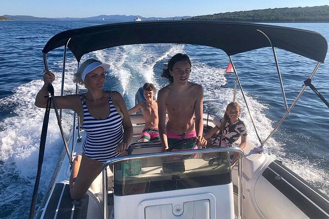 Private Half Day Speedboat tour to Zadar's Nearby Islands - Setting out on a Seaworthy Adventure