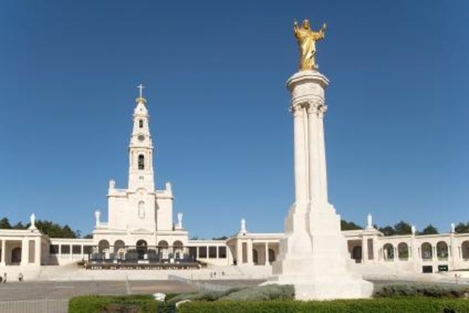 Private Half Day Tour to Fatima from Lisbon - Key Points