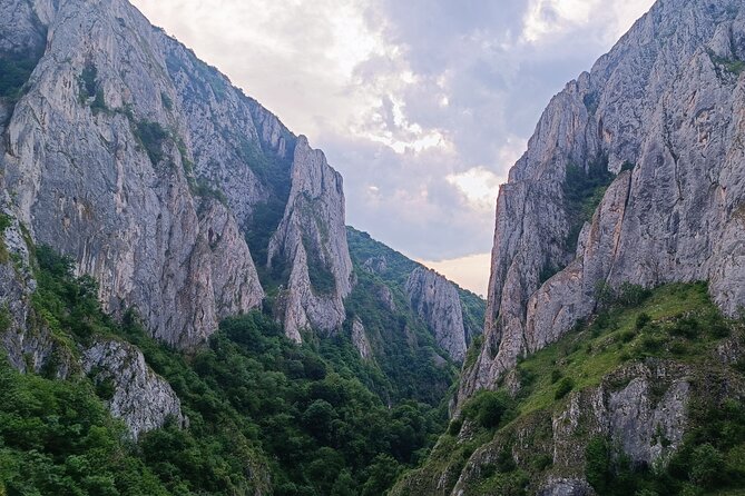 Private Hiking OR Climbing Experience in beaufitul gorges - Key Points
