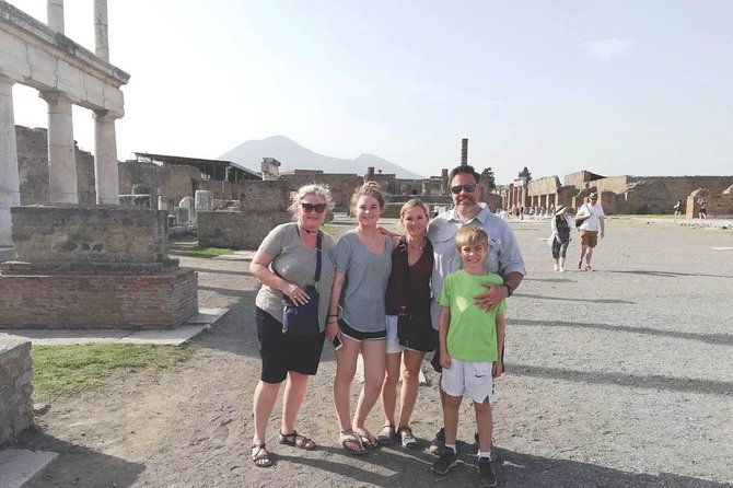 Private Shore Excursion from Naples to Pompeii, Sorrento and Positano - Key Points