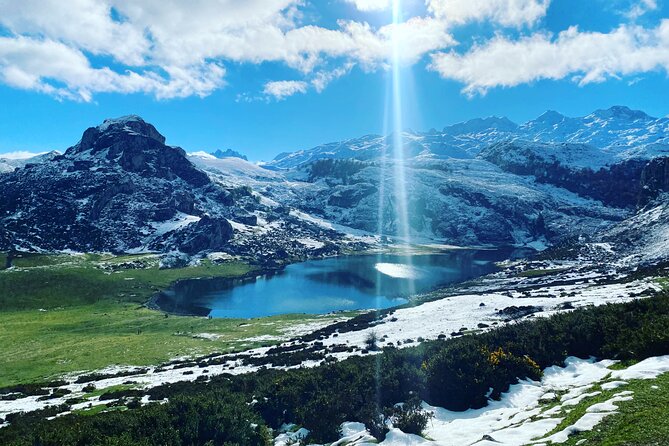Private Tour from Oviedo to Covadonga, lakes, & sailors villages - Discovering Asturias: A Private Tour from Oviedo to Covadonga, Lakes, & Sailors’ Villages