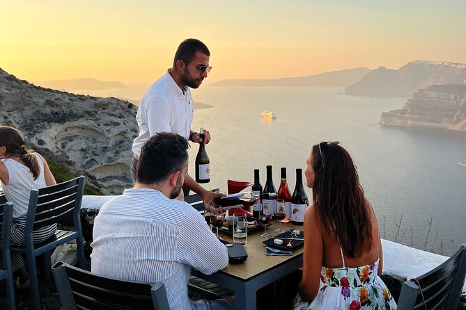 Private Wine Tour in 3 Wineries with 12 Wine Tastings and Tapas - Key Points