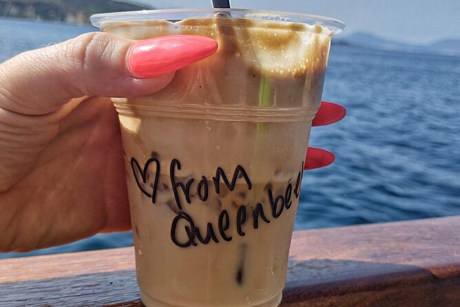 "QueenBee" Full-Day Boat Trip with Lunch - What to Expect from the "QueenBee" Full-Day Boat Trip