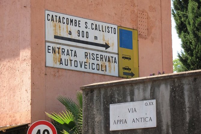 Rome: Small Group Underground Catacombs Tour - Key Points