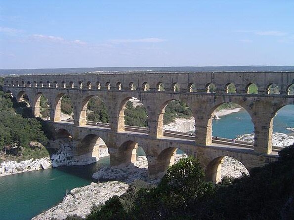 Saint Remy, Les Baux and Pont du Gard Small Group Day Trip - Key Points