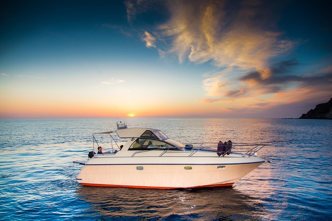 Santorini 5 - Hours Private Day Or Sunset Cruise with Bbq and Drinks - Introduction: A Personal Touch to Santorini’s Coastline
