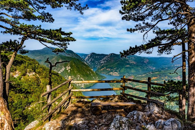 Sarajevo to/from Belgrade UNESCO Transfer Day Tour (Fees Incl.) - Key Points