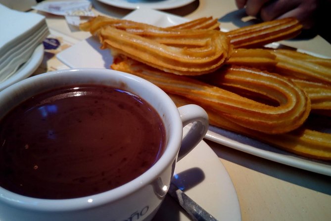 Seville Food Tour: Tapas, Drinks and Delights with a Local - Key Points