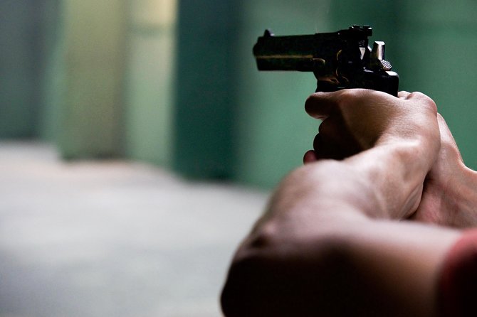 Shooting with a range of guns! Glock17, AK74 Saiga, Winchester and so much more! - Introduction