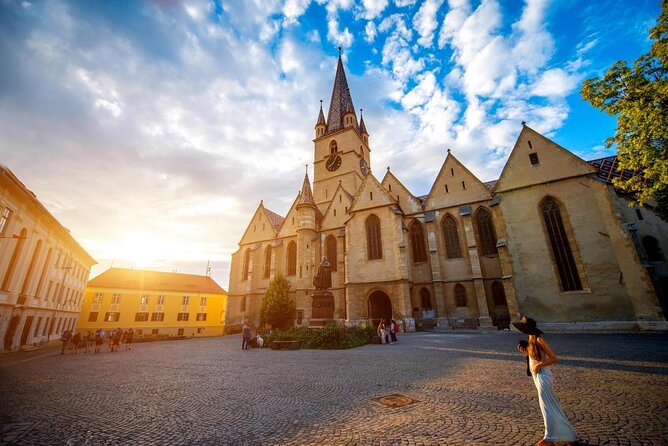 Sibiu Old Town Exploration Game and Self-Guided Tour - Key Points