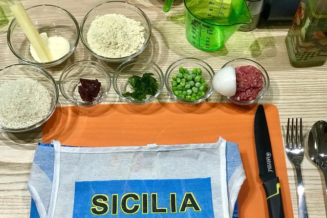 Sicilian Cooking Class : Homemade Pasta - A Practical Look at the Sicilian Cooking Class: Homemade Pasta