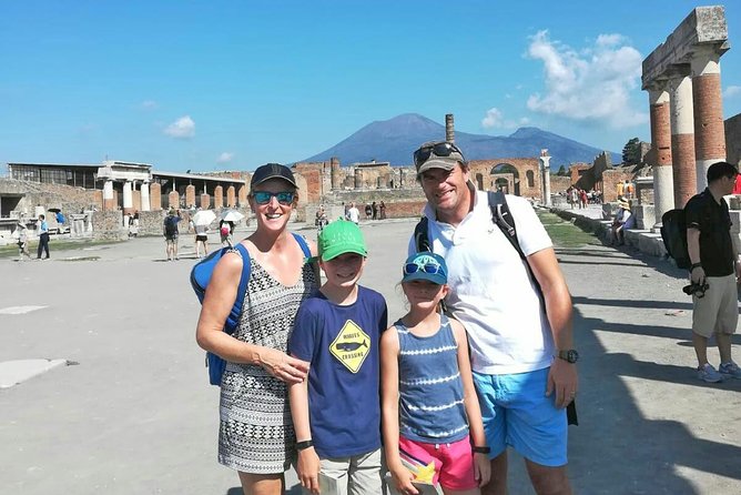 Skip-the-Line Private Pompeii Tour for Kids with an Archaeologist - Breaking Down the Experience: What You Can Expect