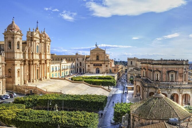 Syracuse, Ortigia and Noto walking tour from Catania - Key Points
