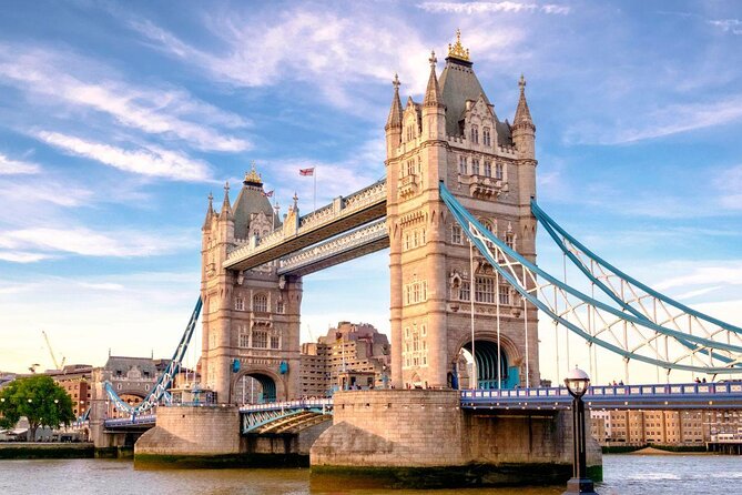 Tea and Doughnuts: Small-Group Borough Market Walking Food Tour - Key Points