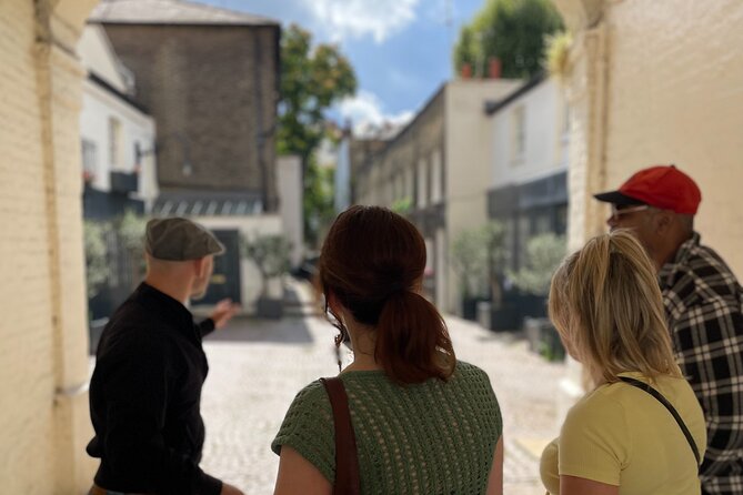 The Great British Pub Walking Tour: London - Exploring Londons Hidden Pubs: A Walk through Belgravia