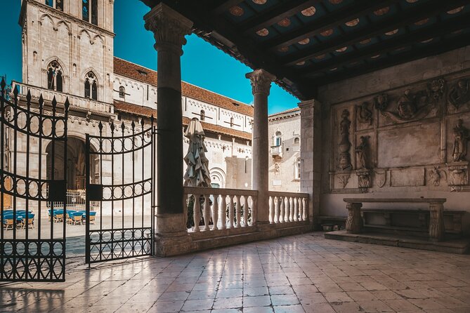 Trogir walking tour with a local guide - Key Points