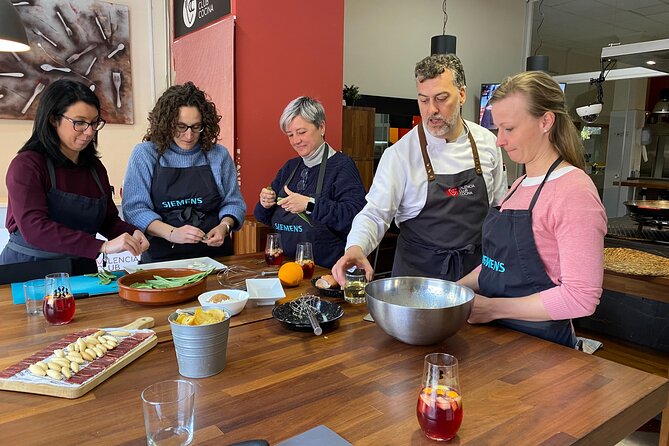 Valencian paella workshop and visit to the Algiros market - Introduction: Why This Valencian Paella Workshop Stands Out