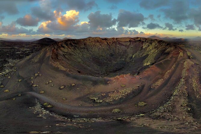 Volcano Trekking Tour (Timanfaya eruptions) - A Closer Look at the Itinerary: What You Can Expect