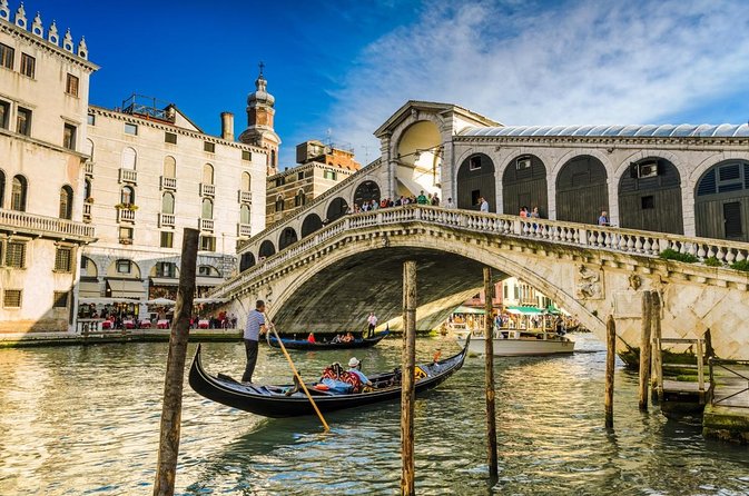 Welcome! Venice Sightseeing kickstart Tour with local guide, small group - Key Points