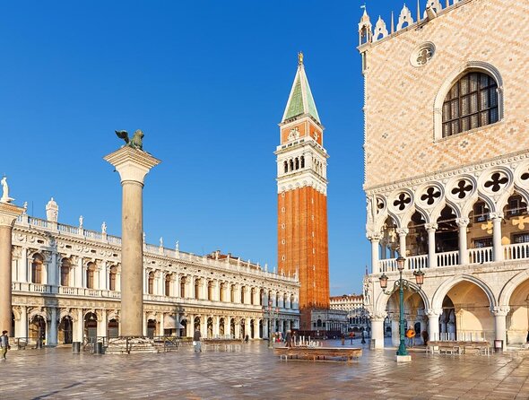 Your Evening in Venice - A Walk Through Venice’s After-Hours Charms