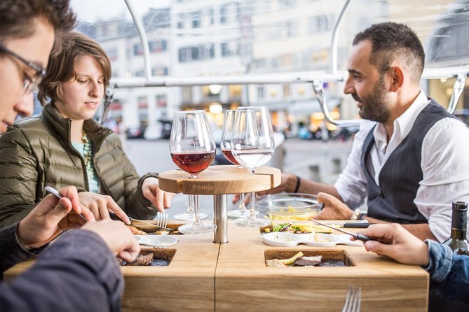 Zürich eTukTuk Tour - Hot Stone BBQ and Wine - Key Points