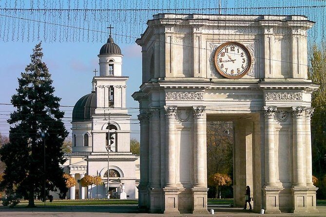 1 DAY from Moldova:City Tour Chisinau -Transnistria SOVIET TOUR - Transnistria: The Breakaway Territory with a Soviet Spirit