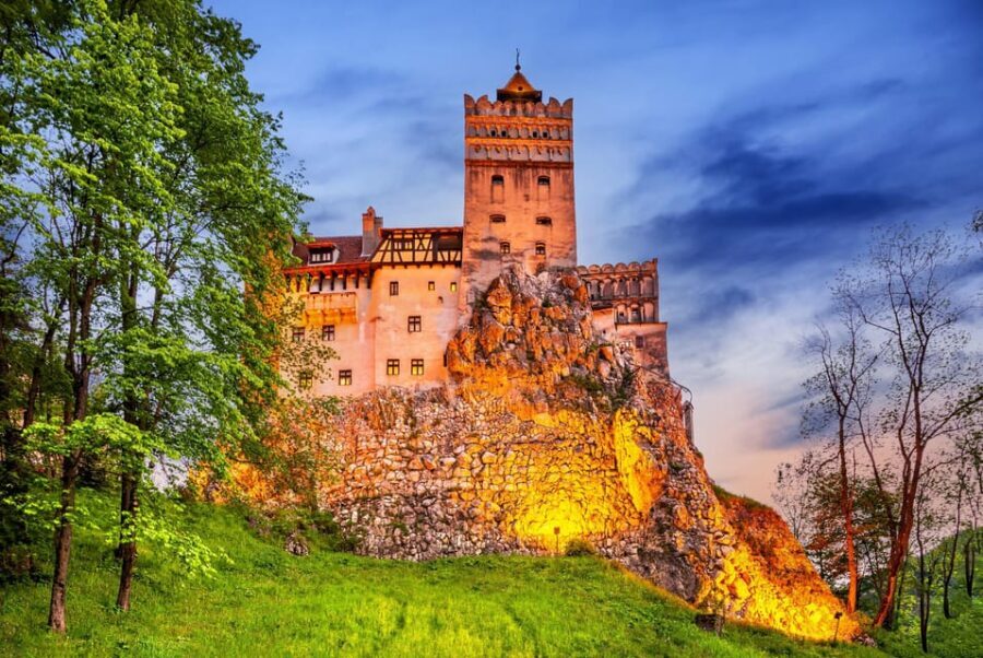 1-Day Guided Tour: Bucharest-Peles, Dracula Castle & Brasov - Transport, Timing, and Practical Tips