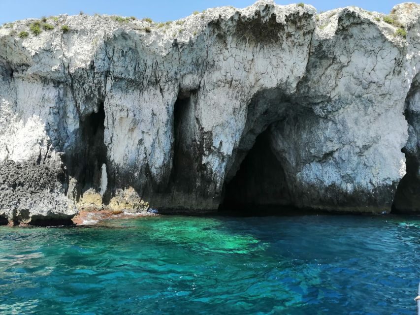 1-hour boat tour with visit to sea caves and ortigia island - Why This Tour Makes Sense for You