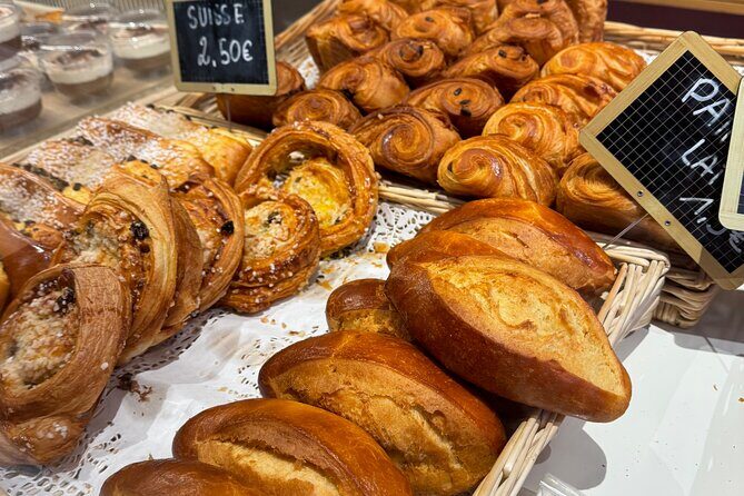 #1 Lyon Pastries Food Tour | 6 Tastings | Max 8ppl | Small Group - Breaking Down the Itinerary
