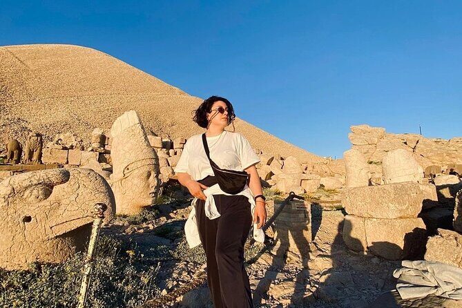 1 Night 2 Day Mount Nemrut Tour from Istanbul by Plane - Day Two: Early Morning Sunrise and Return to Istanbul
