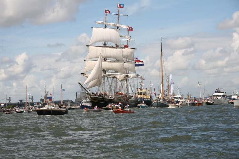 100-min Luxury SAIL 2025 Cruise with Open Bar & Views - The Itinerary and Vista: What to Expect