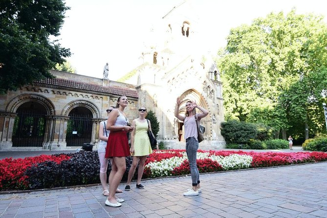 101 things in Budapest - Full Day Tour with Lunch & Metro Pass - A Deep Dive into the Full-Day Experience in Budapest