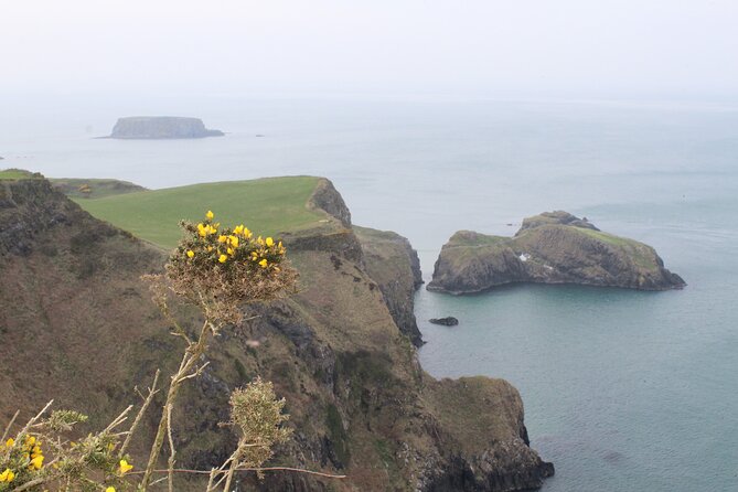 2-Day Northern Ireland Giants Causeway Private Luxury Car Tour - Beyond the Surface: What Makes This Tour Stand Out
